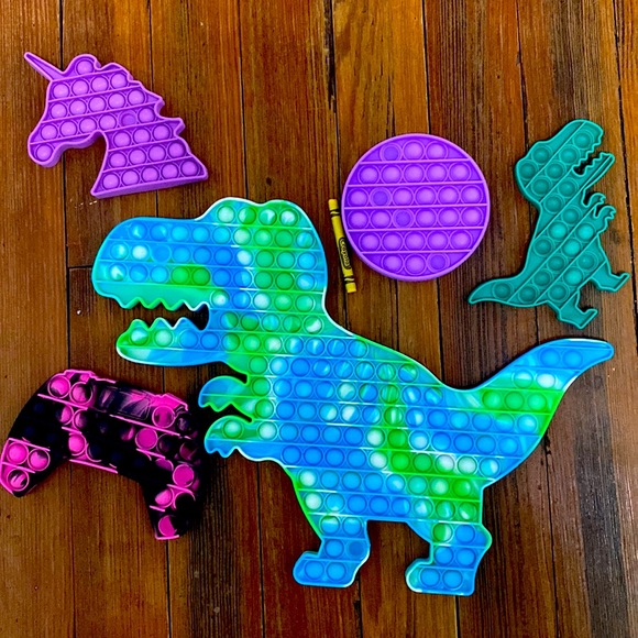 pop it | Toys | Pop It Large Bundle Of 5 Popits All 5 Included New ...